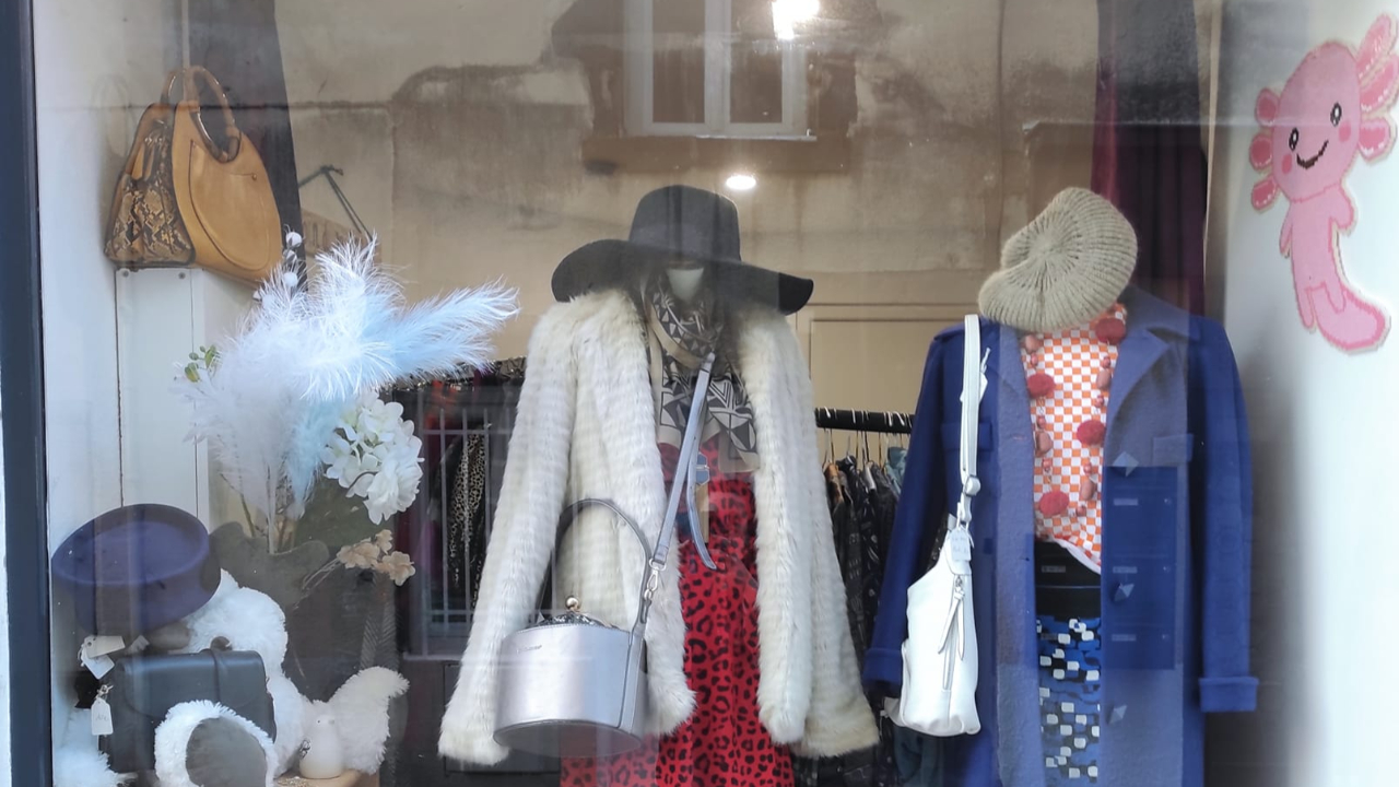 Soldes d'hiver 2024 : à Aubière (63), la seconde main veut remplacer le ...